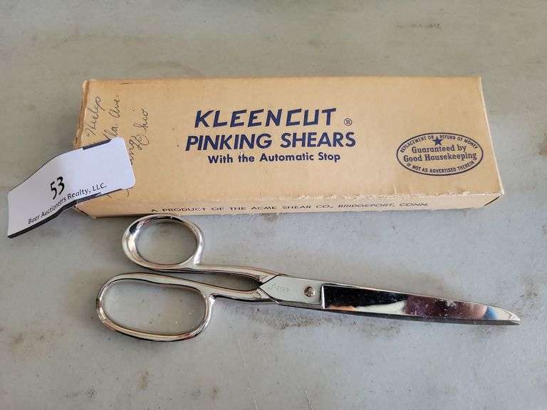 Case XX Scissors and Kleen Cut Pinking Shears - Baer Auctioneers ...