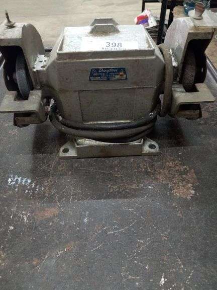 Dayton Grinder - Baer Auctioneers - Realty, LLC