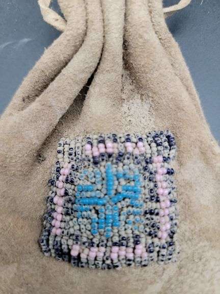 Native American Beaded Pouch - Baer Auctioneers - Realty, LLC