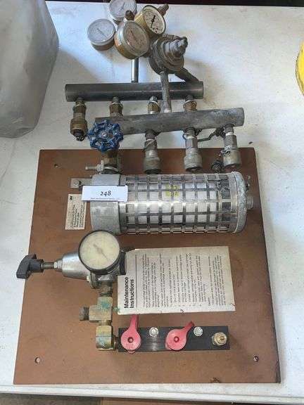 Compressed Air Filter Panel - Baer Auctioneers - Realty, LLC