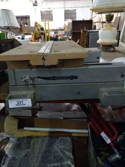 Black And Decker Bench Top Workmate - Baer Auctioneers - Realty, LLC