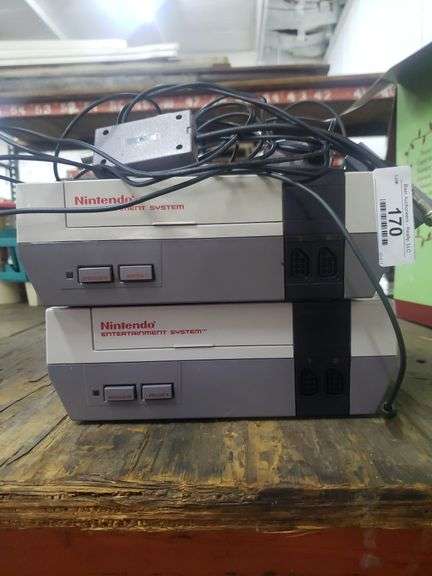 2 Vintage Nintendo Entertainment Systems - Baer Auctioneers - Realty, LLC