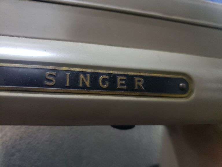 Singer No. 301 Electric Sewing Machine - Baer Auctioneers - Realty, LLC