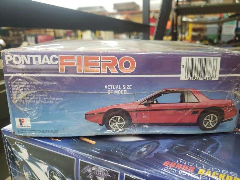 Pontiac Fiero Model Kit, Batmobile Model Kit - Baer Auctioneers ...