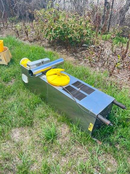 Old Fashion Lemonade Machine - Baer Auctioneers - Realty, LLC
