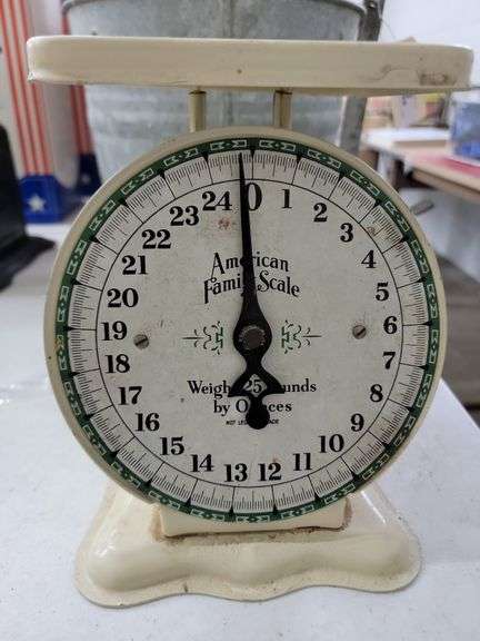 Vintage American Family Scale - Baer Auctioneers - Realty, LLC