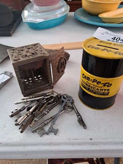 Cen-Pe-Co Tin Bank, Vintage Cast Bank, Antique Skeleton Keys - Baer ...