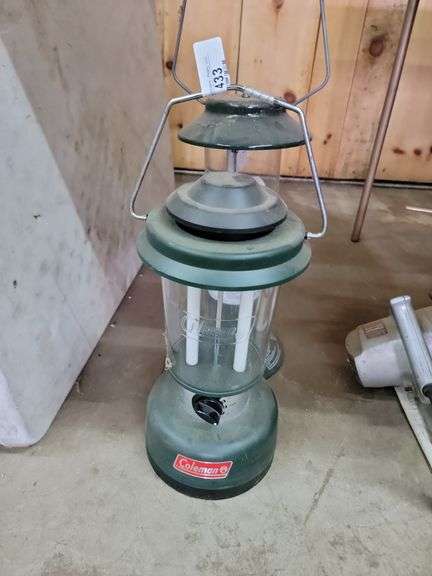 2 Coleman Lanterns - Baer Auctioneers - Realty, LLC