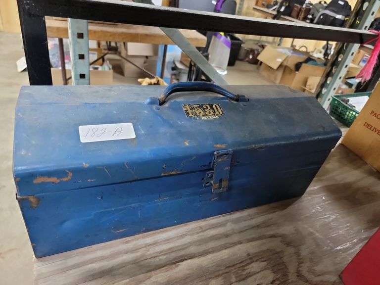 Blue Tool Box & Contents - Baer Auctioneers - Realty, LLC
