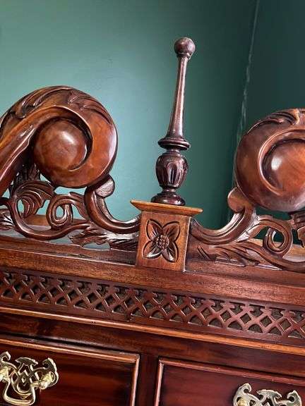 Antique Queen Anne Chippendale Highboy Dresser - Baker Auctions & Real ...