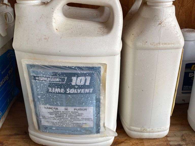 Misc shelf items - Baker Auctions & Real Estate, LLC