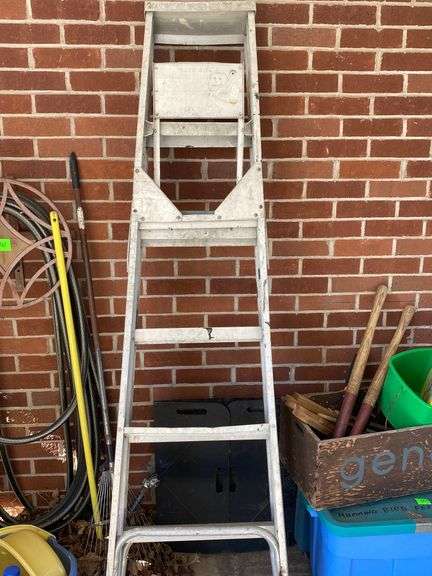 6 ft Aluminum Ladder - Baker Auctions & Real Estate, LLC