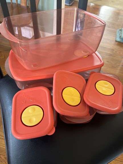 Vintage Tupperware Set - Baker Auctions & Real Estate, LLC