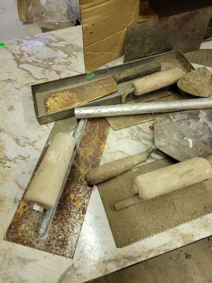 Masonry tools - Baker Auctions & Real Estate, LLC