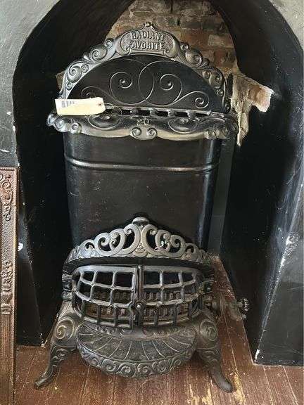 Antique Radiant Favorite #20 Cast Iron Stove & Cast Iron 8” Damper ...