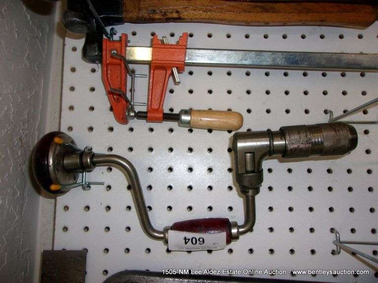 HAND CRANK SCREWDRIVER - Bentley & Associates, LLC