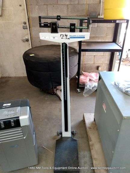 HEALTH-O-METER MECHANICAL BEAM SCALE WITH PHYSICIAN'S HEIGHT ROD ...