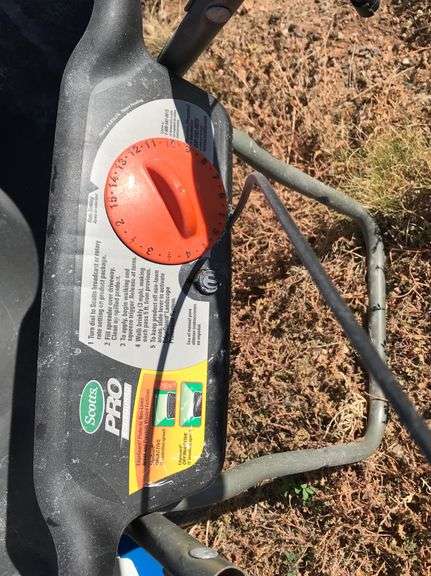 SCOTTS PRO PUSH FERTILIZER SPREADER - Bentley & Associates, LLC