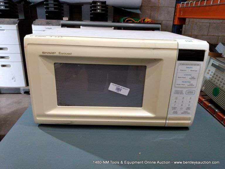 SHARP CAROUSEL MICROWAVE OVEN - Bentley & Associates, LLC