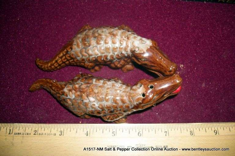 CERAMIC SALT & PEPPER ALLIGATOR, 4" LONG X 1" TALL - Bentley ...