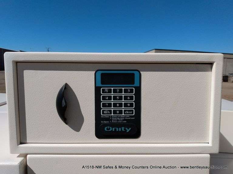 UNITY SF4LRWNNHN DIGITAL COMBO SAFE **COMBO UNKNOWN** - Bentley ...