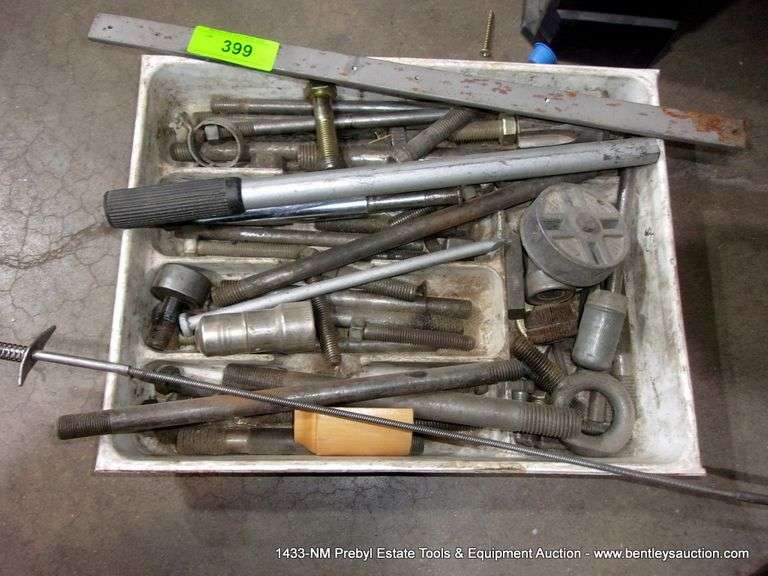 TRAY: ASSORTED HARDWARE - Bentley & Associates, LLC