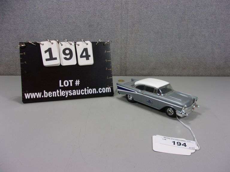 DALLAS COWBOYS 1957 CHEVROLET BANK #0576 ERTL - Bentley & Associates, LLC