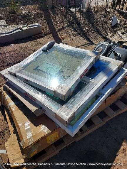 PALLET: ASSORTED WINDOWS (4X MONEY) - Bentley & Associates, LLC