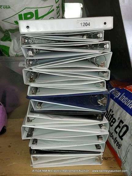 STACK: NOTEBOOK BINDERS - Bentley & Associates, LLC