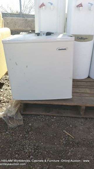 MINI CHEFMATE REFRIGERATOR MODEL BC-50A - Bentley & Associates, LLC