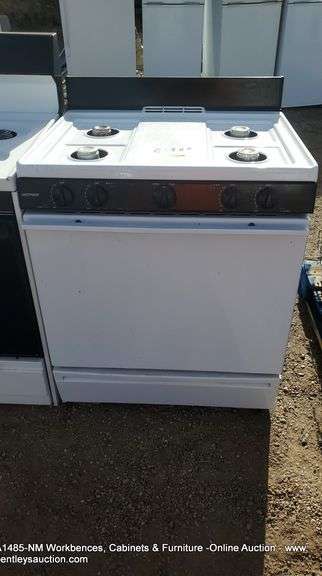 HOTPOINT GAS STOVE - Bentley & Associates, LLC