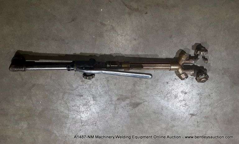 VICTOR WH36FC CUTTING TORCH - Bentley & Associates, LLC
