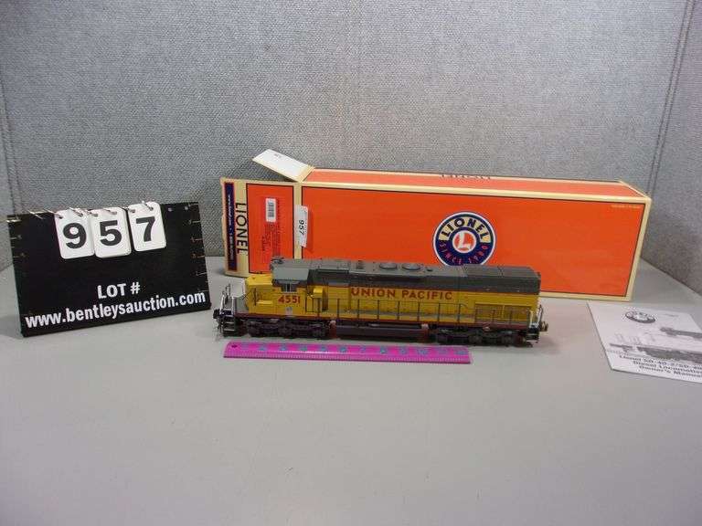 LIONEL 6-28255 UNION PACIFIC SD40T-2 DIESEL LOCOMOTIVE - POWERED ...