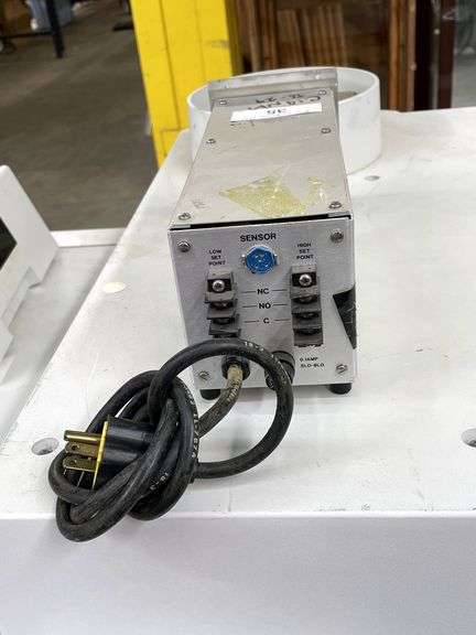 CTI-CRYOGENICS 1020 TEMPERATURE INDICATOR - Bentley & Associates, LLC