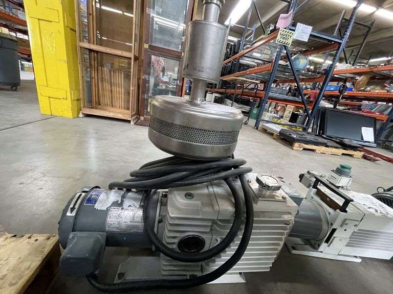 LEYBOLD D30A TRIVAC VACUUM PUMP - Bentley & Associates, LLC