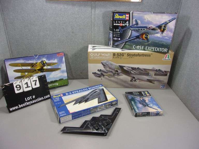 LOT: 5 EMPTY MODEL AIRPLANE BOXES - Bentley & Associates, LLC