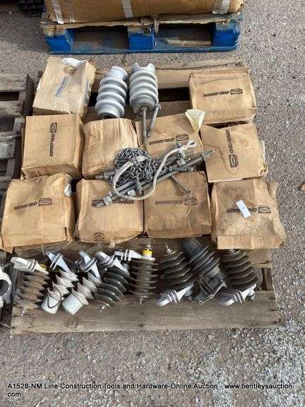 PALLET: MISC PORCELAIN INSULATORS & LIGHTING ARRESTERS - Bentley ...