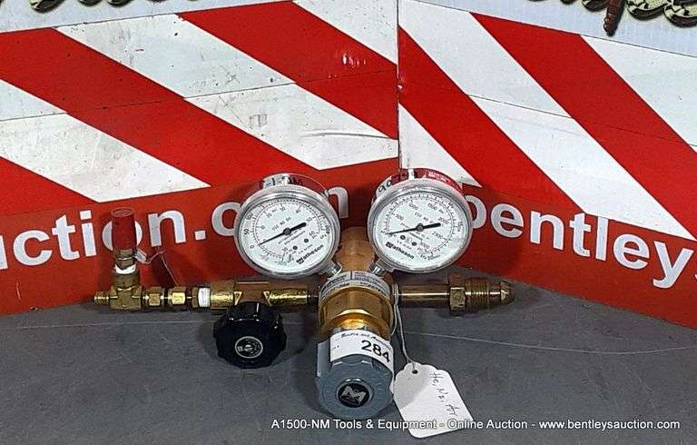 MATHESON 3121-580 COMPRESSED GAS REGULATOR - Bentley & Associates, LLC