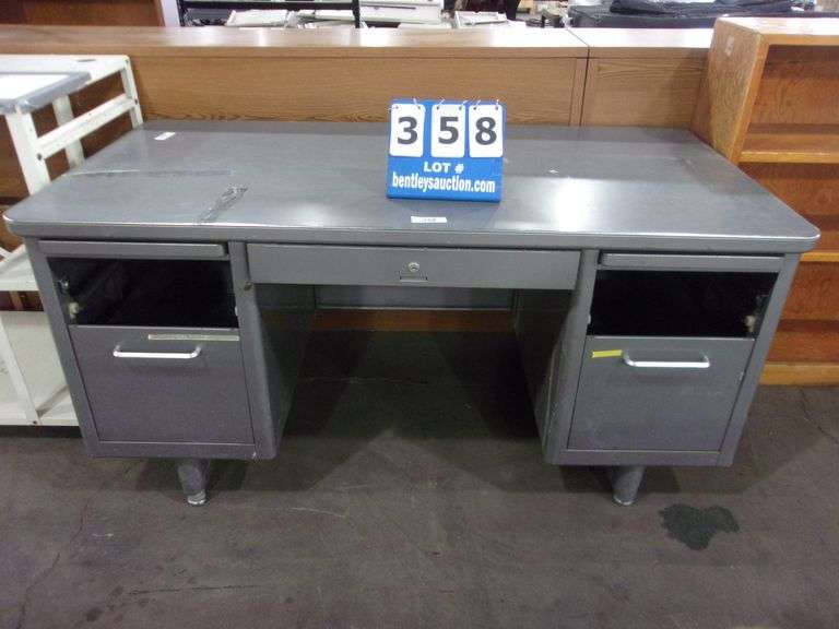 METAL OFFICE DESK-MILITARY GRAY - Bentley & Associates, LLC