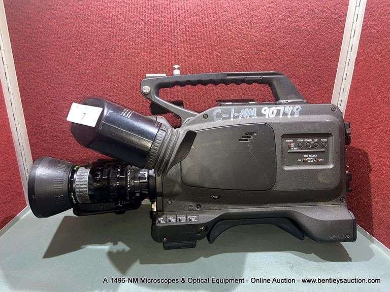 PANASONIC AJ-D200 DVC PRO CAMERA - Bentley & Associates, LLC