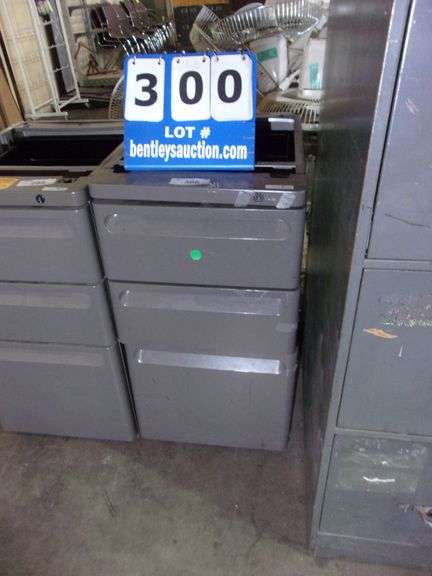 HERMAN MILLER SMALL UNDER COUNTER 3-DRAWER FILE CABINET - Bentley ...