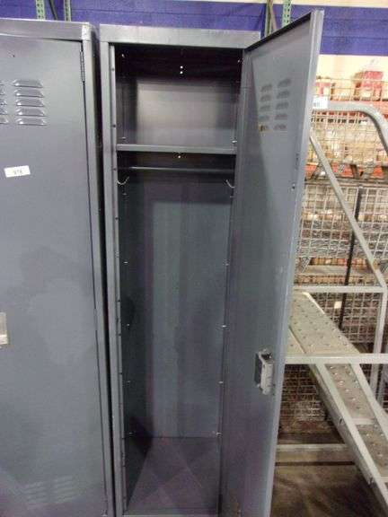 EDSAL SINGLE DOOR PERSONAL LOCKER - Bentley & Associates, LLC