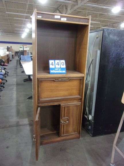 SPOTTED OAK GRAIN TALL MEDIA STORAGE CABINET W/ DESK - Bentley ...