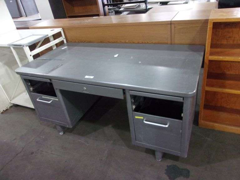 METAL OFFICE DESK-MILITARY GRAY - Bentley & Associates, LLC