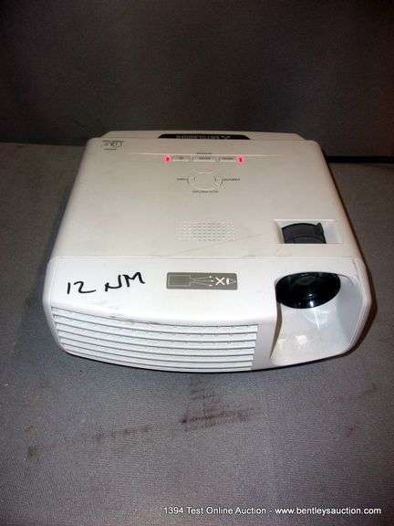 MITSUBISHI XD430U PROJECTOR - Bentley & Associates, LLC