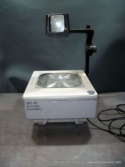 3M 1700 OVERHEAD PROJECTOR - Bentley & Associates, LLC