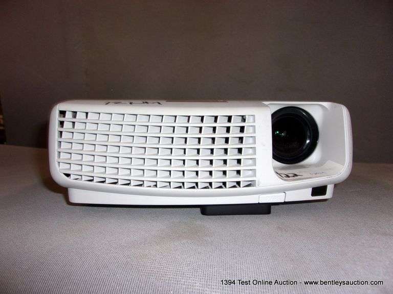 MITSUBISHI XD430U PROJECTOR - Bentley & Associates, LLC
