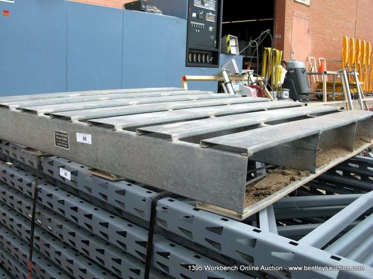 METAL PALLET - DENTS, DINGS - Bentley & Associates, LLC
