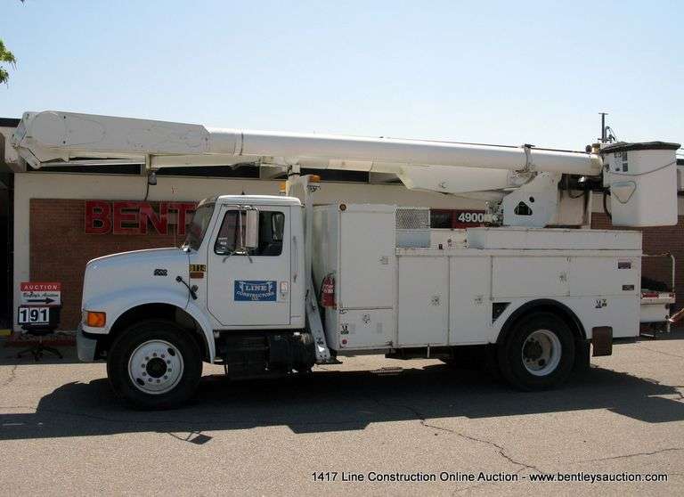 1997 NAVISTAR INTERNATIONAL 4900 TRUCK ~ 81,255 MILES - Bentley ...