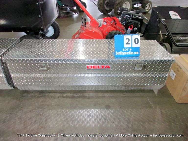 DELTA ALUMINUM DIAMOND PLATE IN-BED TRUCK BOX STORAGE TOOL BOX ...